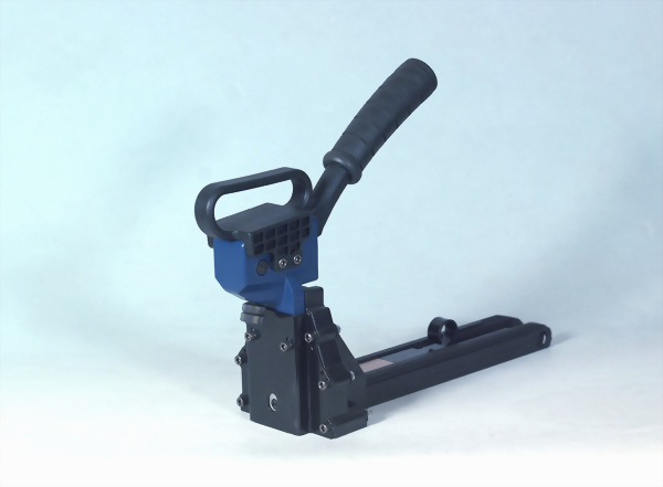 MANUAL CARTON STAPLER
