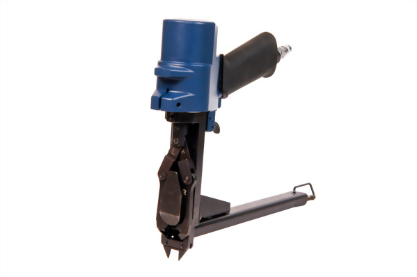 PNEUMATIC D-RING TOOL