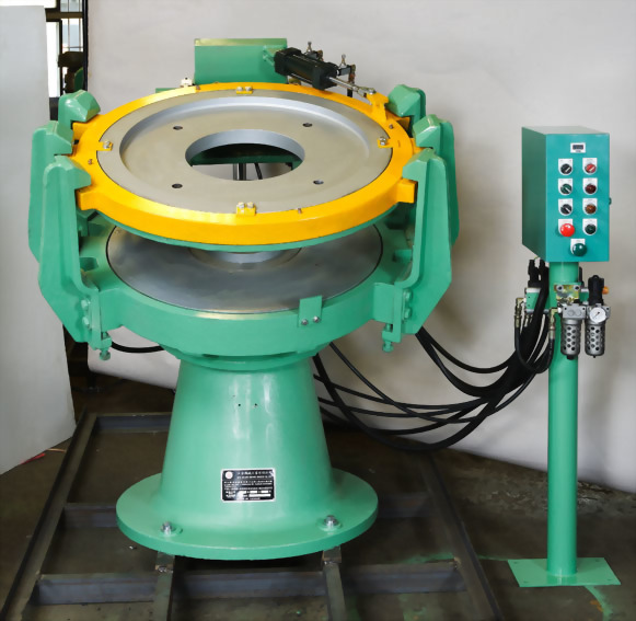 Tube Direct Curing Press (Vulcanizer) | Efficient Rubber Tube Production