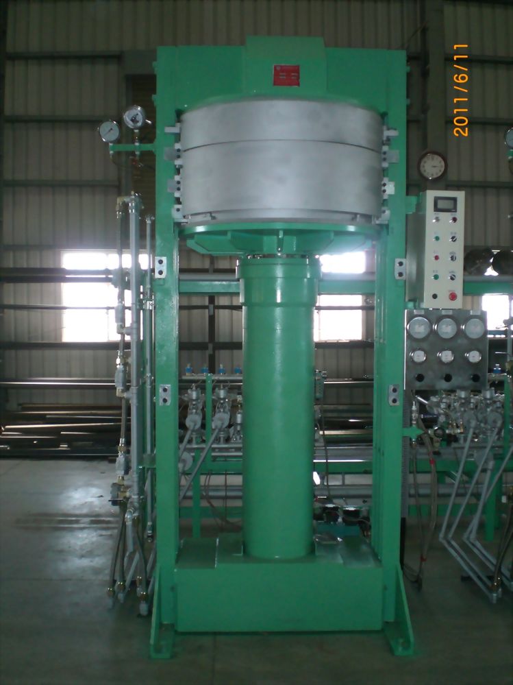 Vertical Two Mould B-O-M Curing Press | High Efficiency & Precision in ...