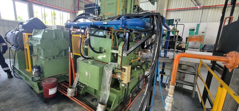 Banbury Mixer | Superior Rubber Mixing Solutions | High Efficiency ...