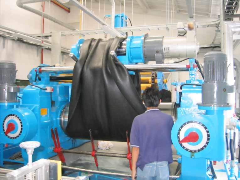 Open Mixing Mill | Rubber/Silicone Motor Driven Mixing Mills