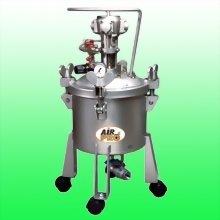 10 Liter Stainless Steel Pressure Pots, Top Fluid Outlet w/ Manual Agitator