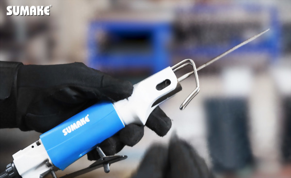 How to properly use a Pneumatic Body Saw?