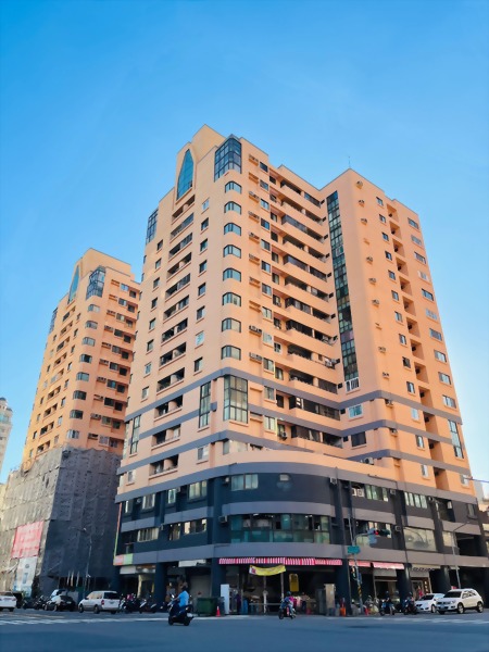 Diamond Double Star Building | Architectural Coatings | HUA TSAI Coatings