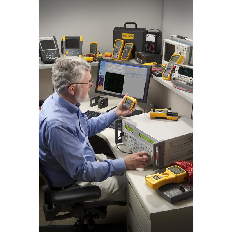 Multi-Product Calibrator 5502A