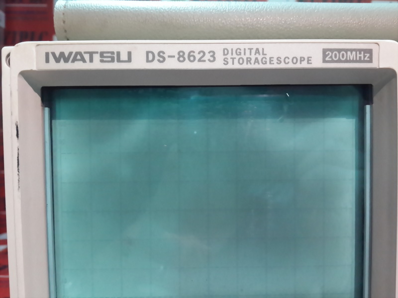IWATSU DS-8623 DIGITAL STORAGESCOPE 200MHZ