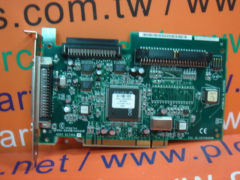 ADAPTEC AHA-2940UW/B / AHA-2940W/2940UW