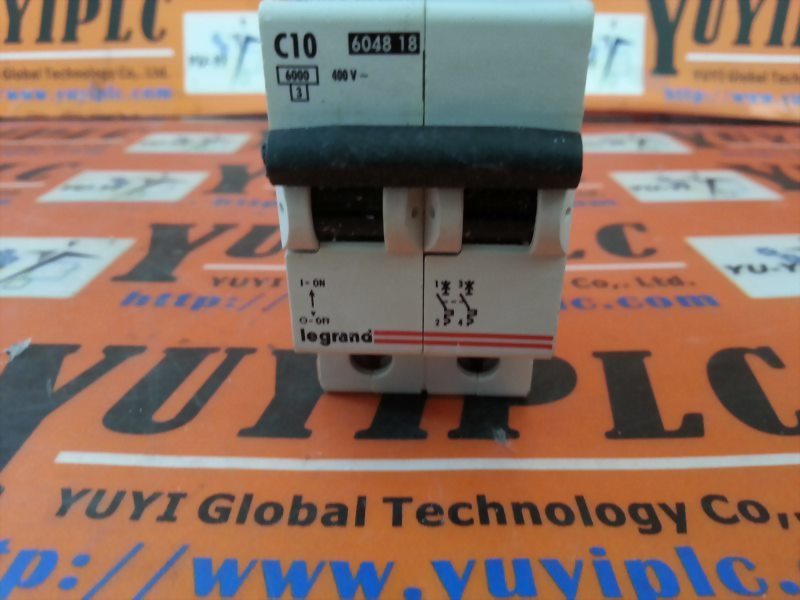 LEGRAND C10 CIRCUIT BREAKER