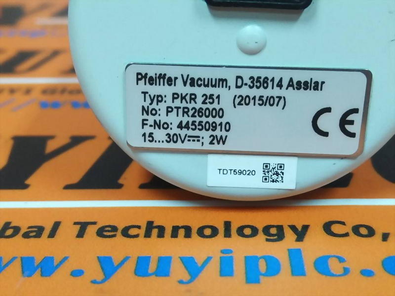 PFEIFEER VACUUM PKR 251 D-35614 ASSLAR COMPACT FULL RANGE GAUGE PTR26000