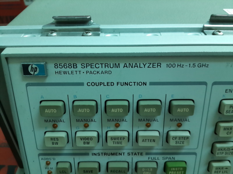HP 8568B SPECTRUM ANALYZER
