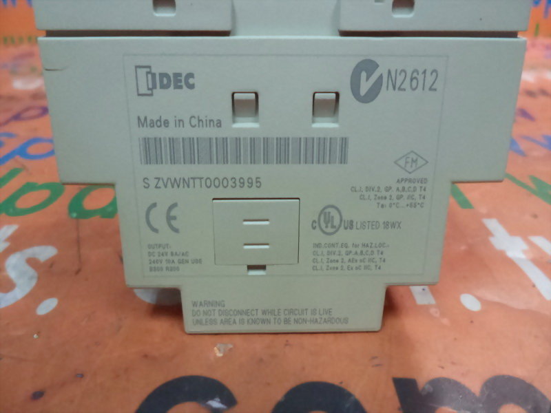 IDEC SMARTRELAY FL1E-H12RCA