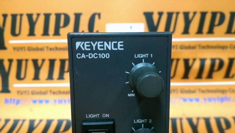 KEYENCE CA-DC100 LED LIGHT AND LIGHT CONTROLLER