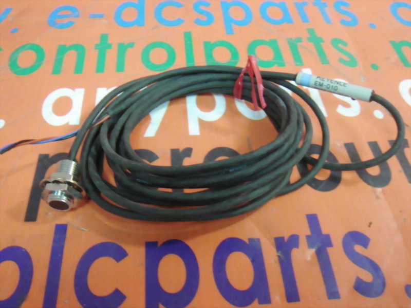 KEYENCE EM-010