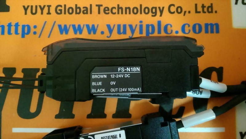 KEYENCE FS-N18N 12-24VDC SENSOR AMPLIFIER