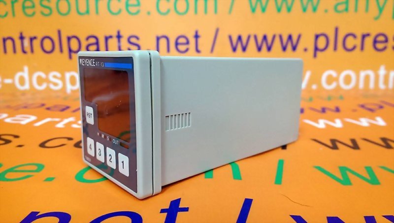 KEYENCE TIMER WITH HIGH VISIBILITY AND USABILITY RT-13