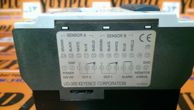 KEYENCE UD-300 SENSOR SERIES CONTROLLER