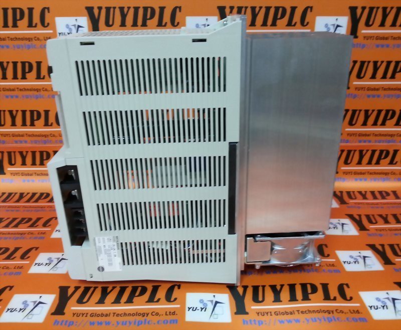 MITSUBISHI FR-CV-7.5K INVERTER