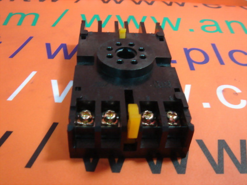 OMRON 2152YT / 8PFA1