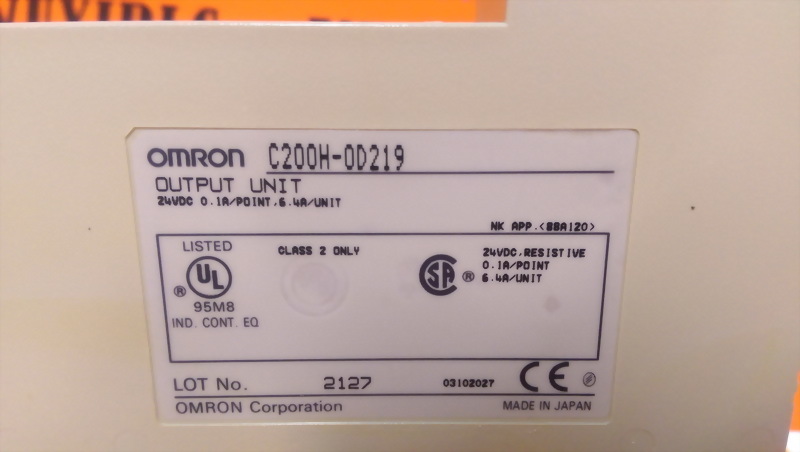 OMRON C200H-OD219 OUTPUT UNIT