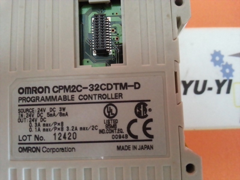 OMRON CPM2C-32CDTM-D PROGRAMMABLE CONTROLLER