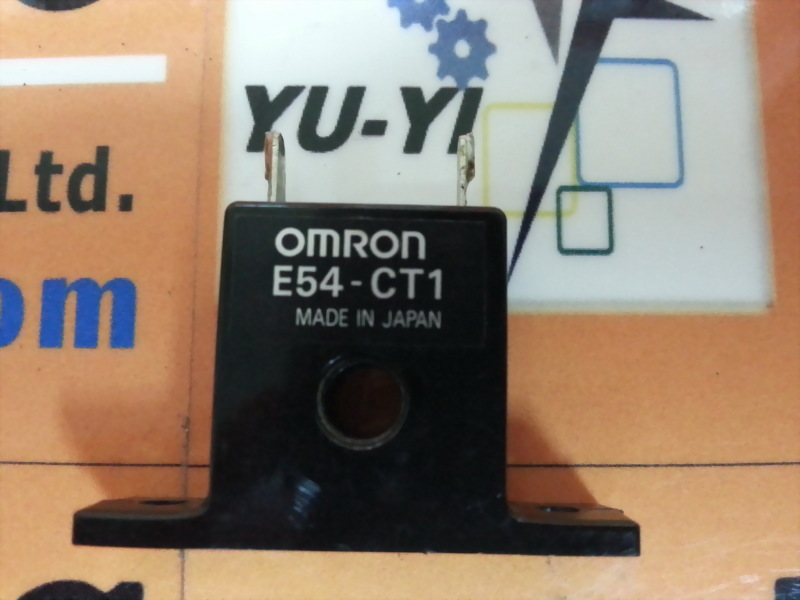 OMRON E54-CT1 CURRENT TRANSFORMER