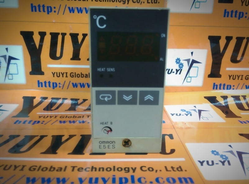 OMRON E5ES TEMPERATURE CONTROLLER