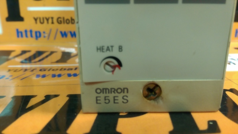 OMRON E5ES TEMPERATURE CONTROLLER