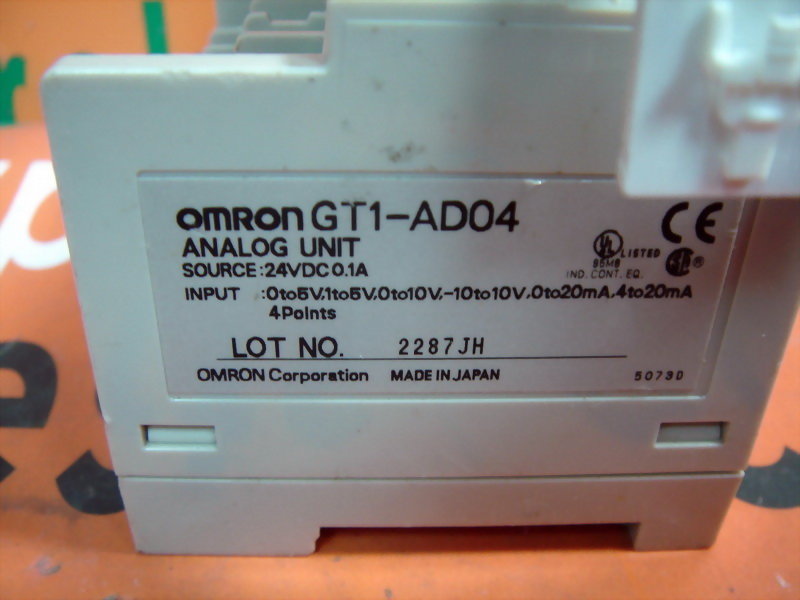 OMRON GT1-AD04 INPUT MODULE ANALOG COMPATIBLE W/ MULTIPLE