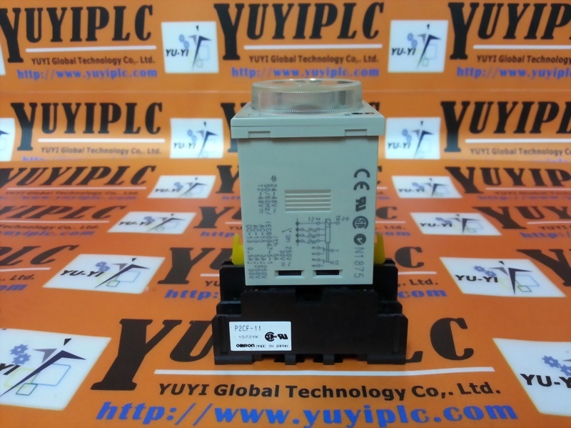 OMRON H3CR-A TIMER RELAY