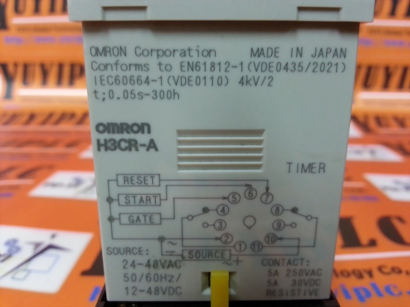 OMRON H3CR-A TIMER RELAY
