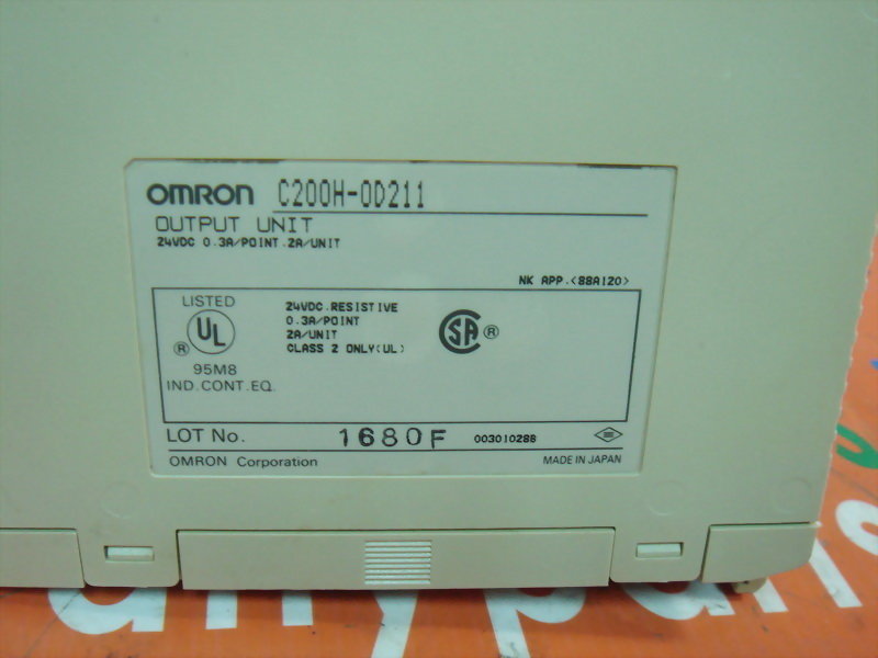 OMRON OUTPUT UNIT C200H-OD211