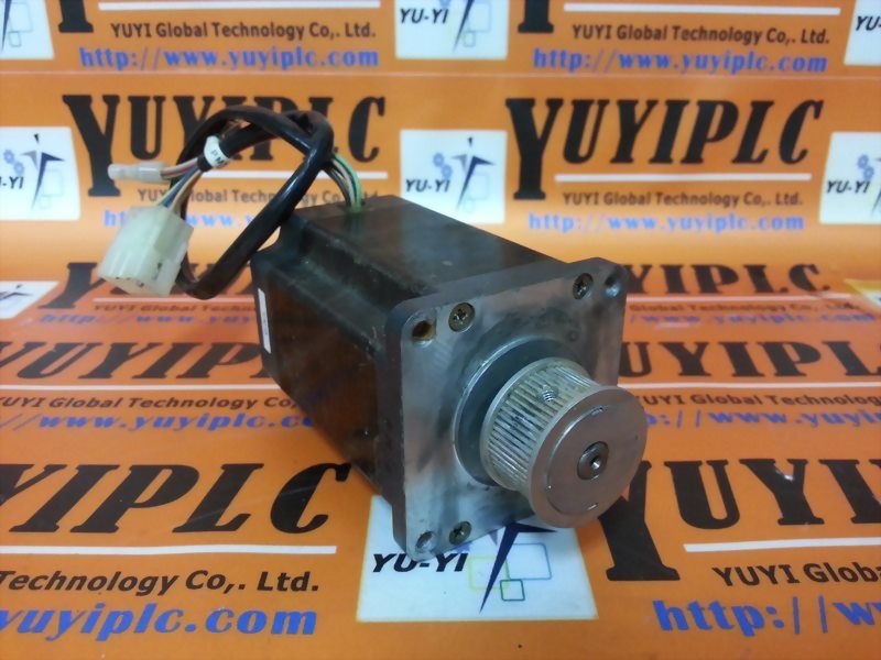 ORIENTAL PK569-A 5-PHASE VEXTA STEPPING MOTOR