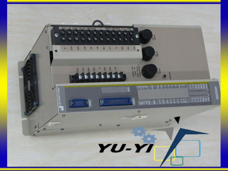 RELIANCE ELECTRIC BRUSHLESS AC SERVO CONTROLLER MODEL HR2000 3RA2008U