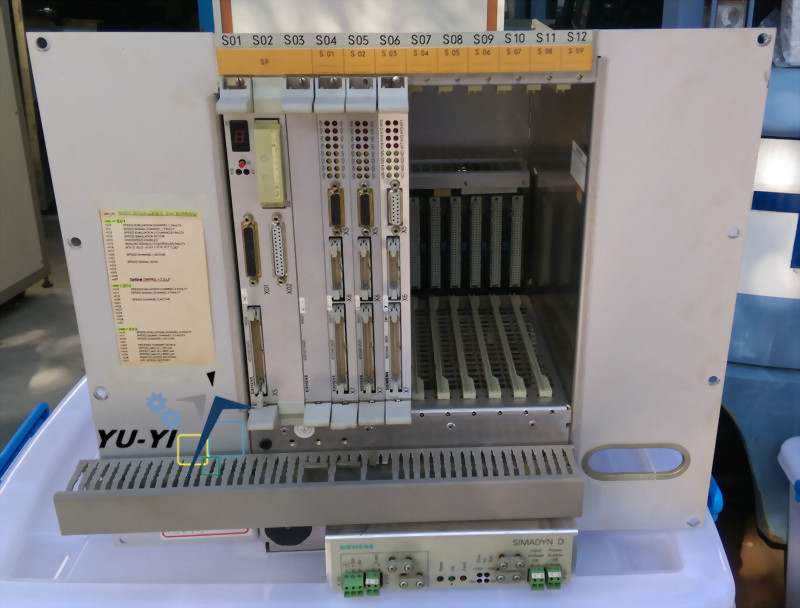 SIEMENS SR4 6DD 1682-0AF0 SIEMENS SIMADYN D