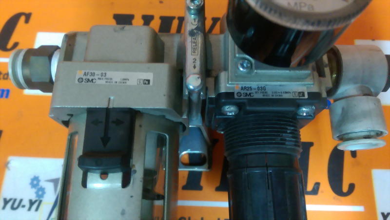 SMC AF30-03 W/AR25-03G AIR FILTER