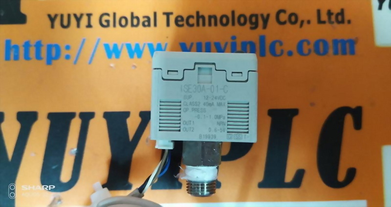 SMC ISE30A-01-C DIGITAL PRESSURE SWITCH