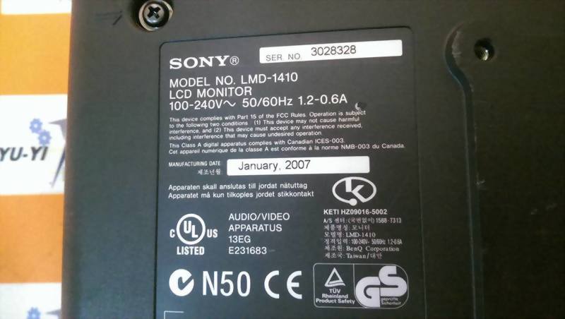 SONY LMD-1410 14" LCD MONITOR