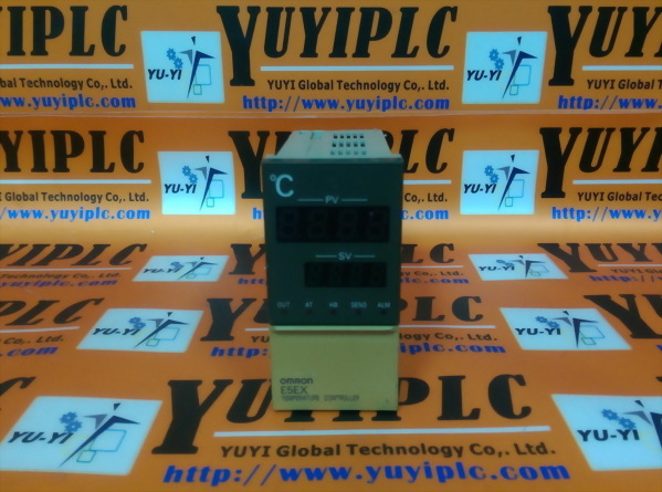 OMRON E5EX-AH TEMPERATURE CONTROLLER