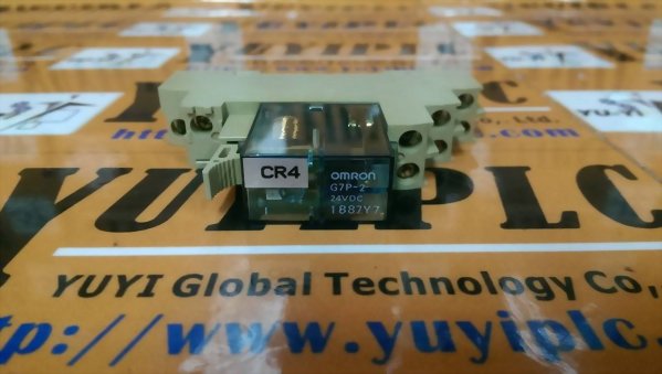 OMRON G7P-2 RELAYS W/ BASE 2357Y7