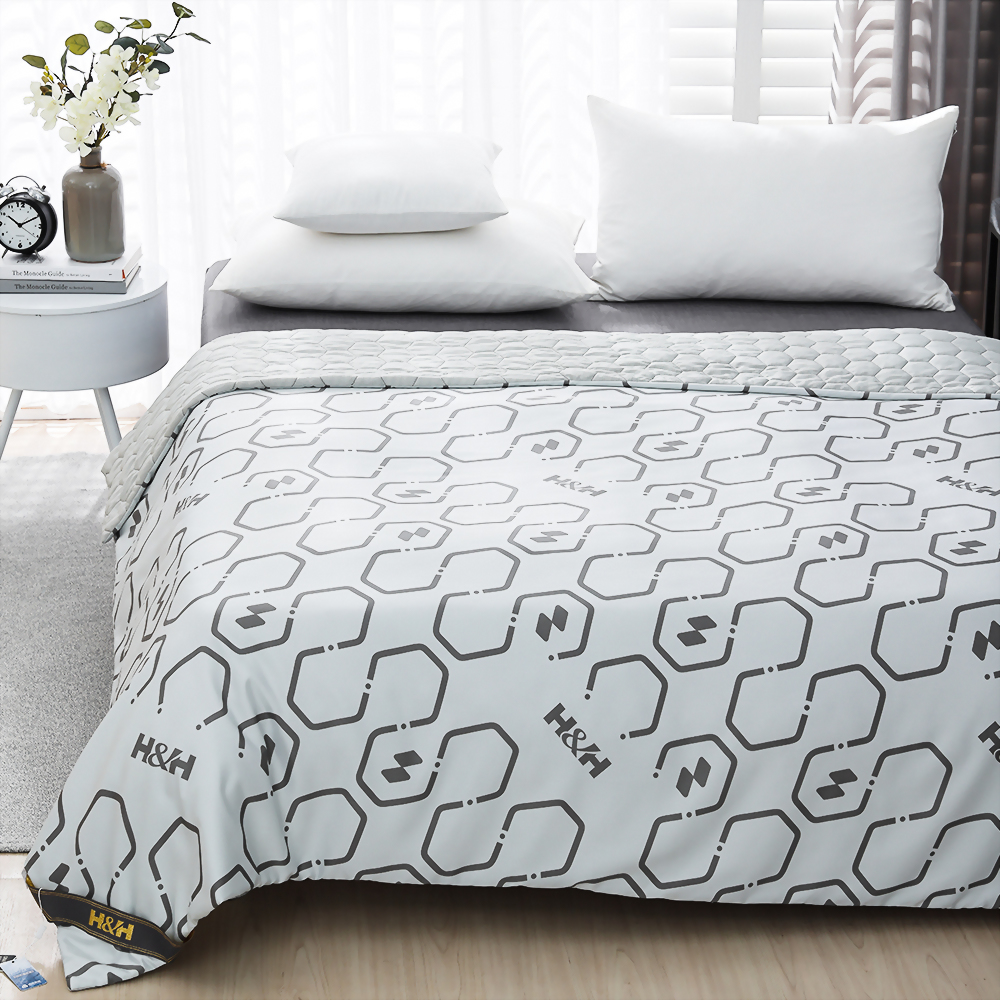 Graphene Superconducting Cooling Quilt