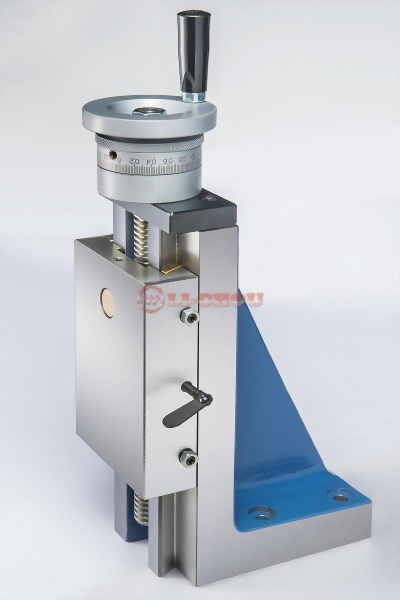 Dovetail-Slide Table