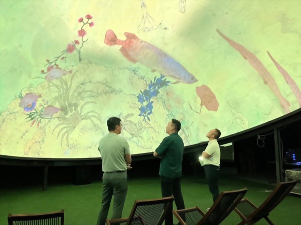 Transform tradition into digital, and digital into creativity!