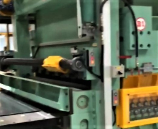 Cut-to-length, Rotary shear, non-stop feeding, non-stop cutting, 2 ...