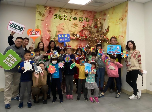 Delivering warmth in the winter cold: Underprivileged children draw ...